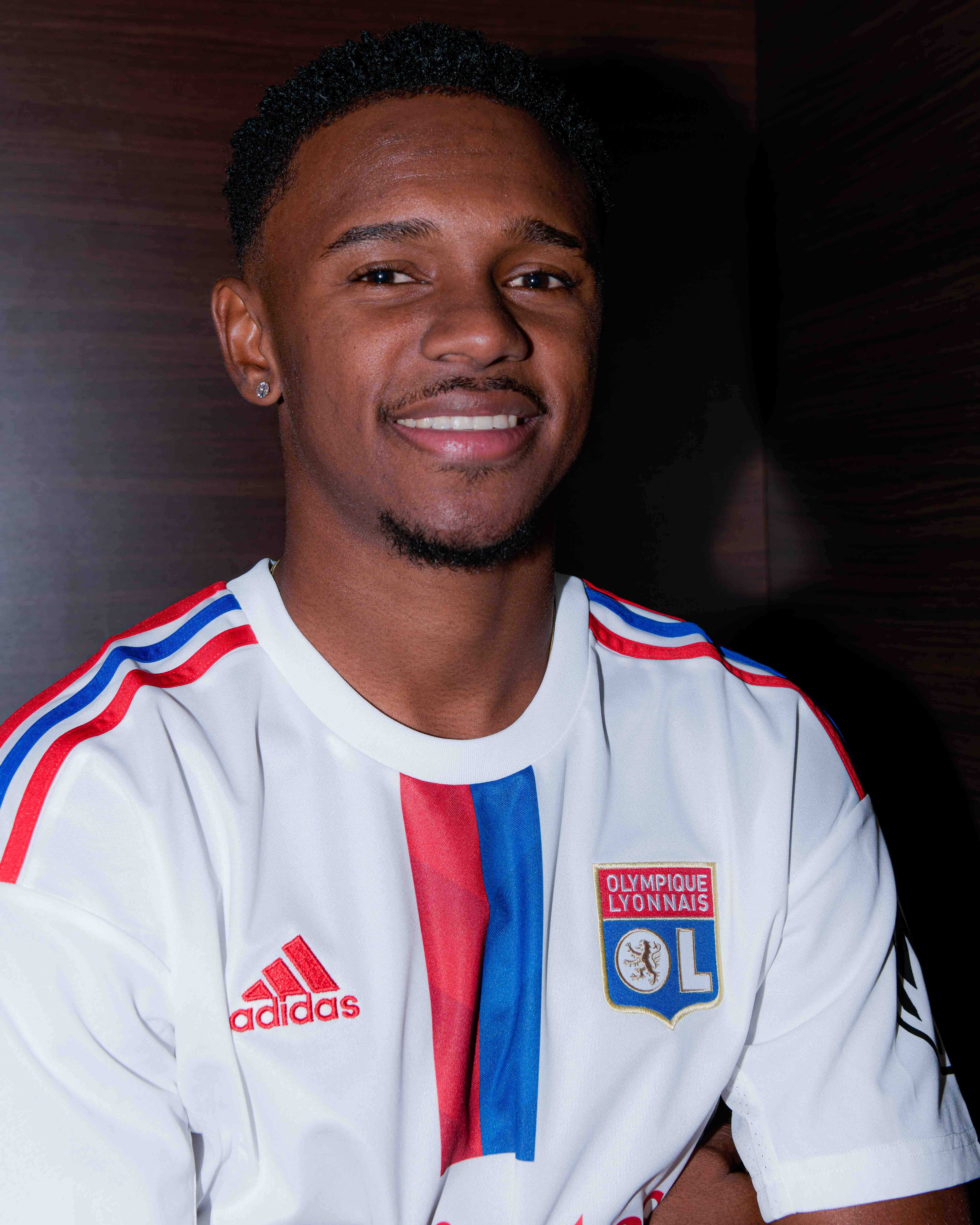 Players | Roster | Men pro | Football