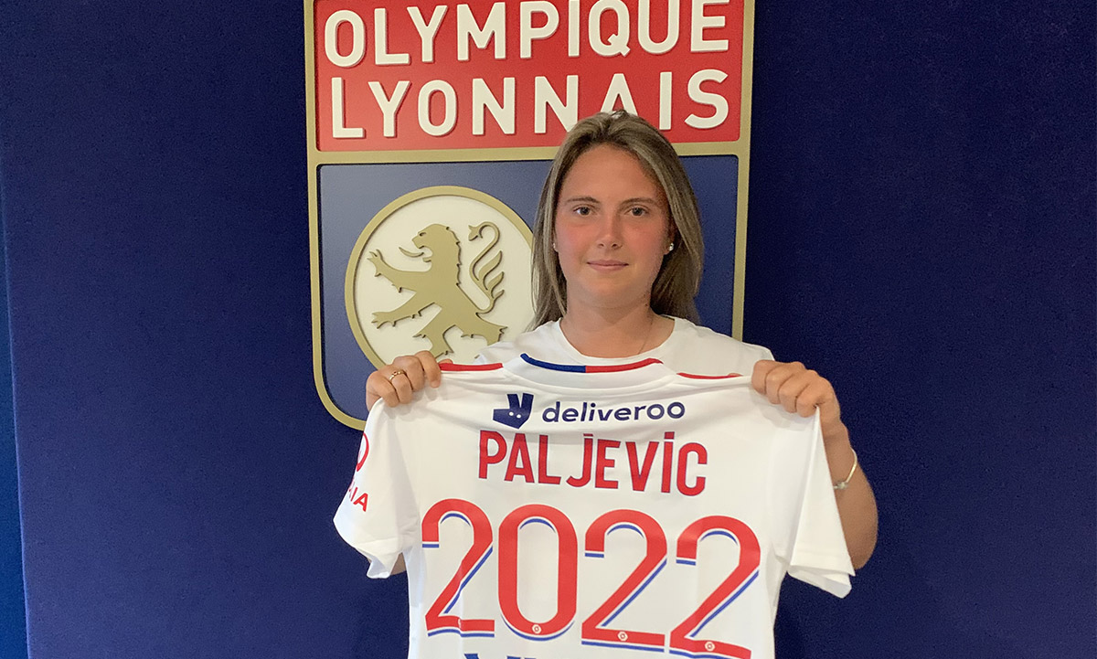 First professional contract for goalkeeper Alyssia Paljevic